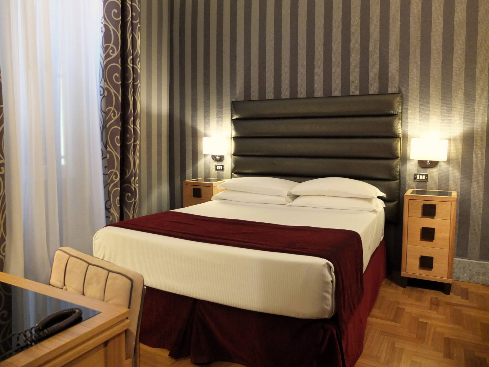 Rooms Rome Hotel - Hotel Royal Court near the train station Roma Termini