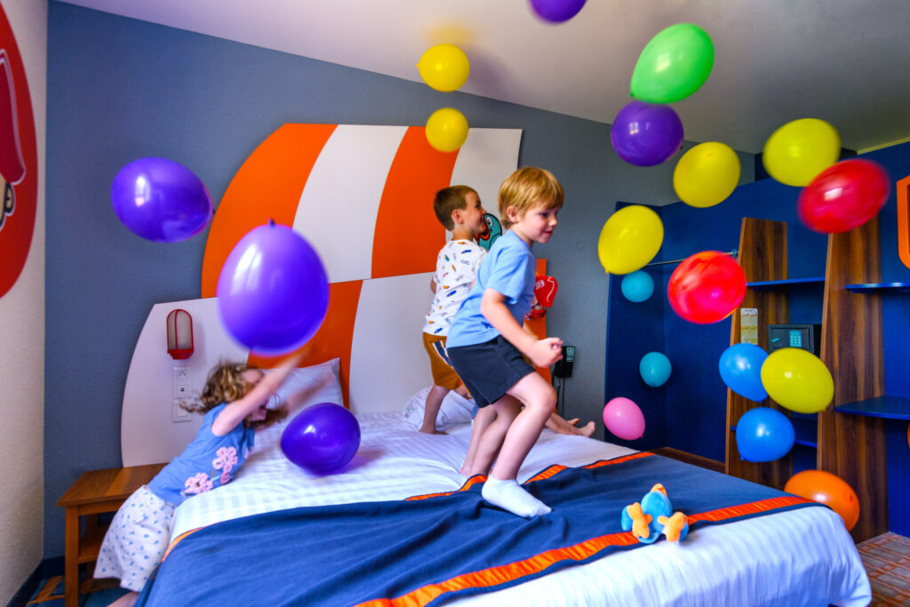 VI'Kids offer at Disneyland Paris Hotel - Explorers