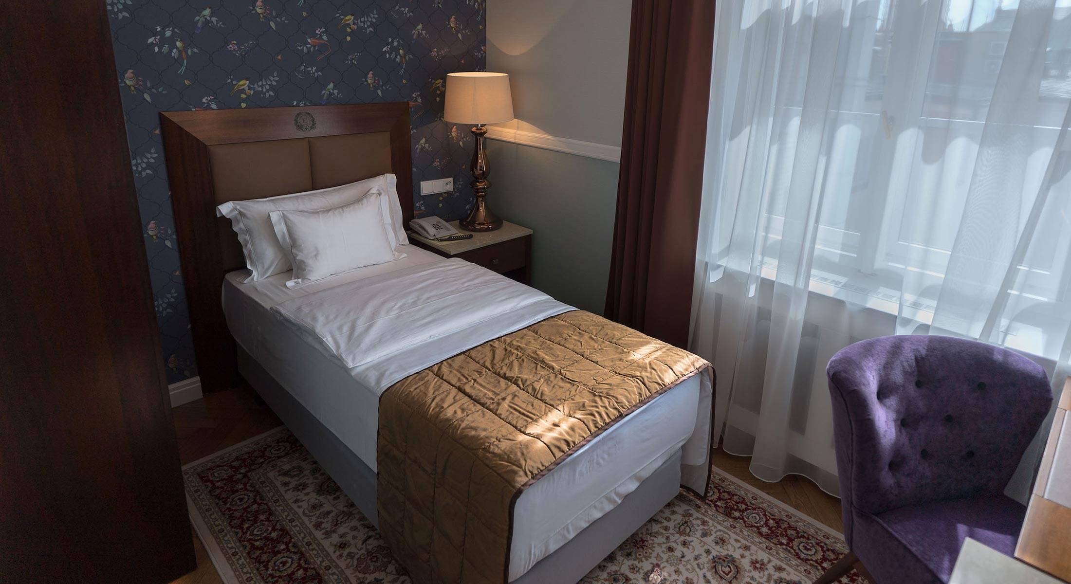 Rooms & Suites - Executive Single Room Prague Hotel - Hotel Esplanade ...