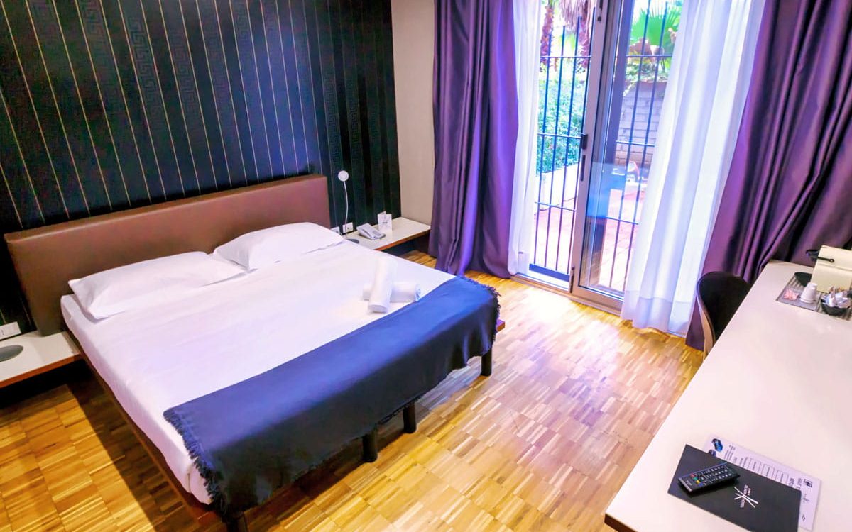 Black Hotel a Roma - Prenotazione di un hotel design nei pressi della ...