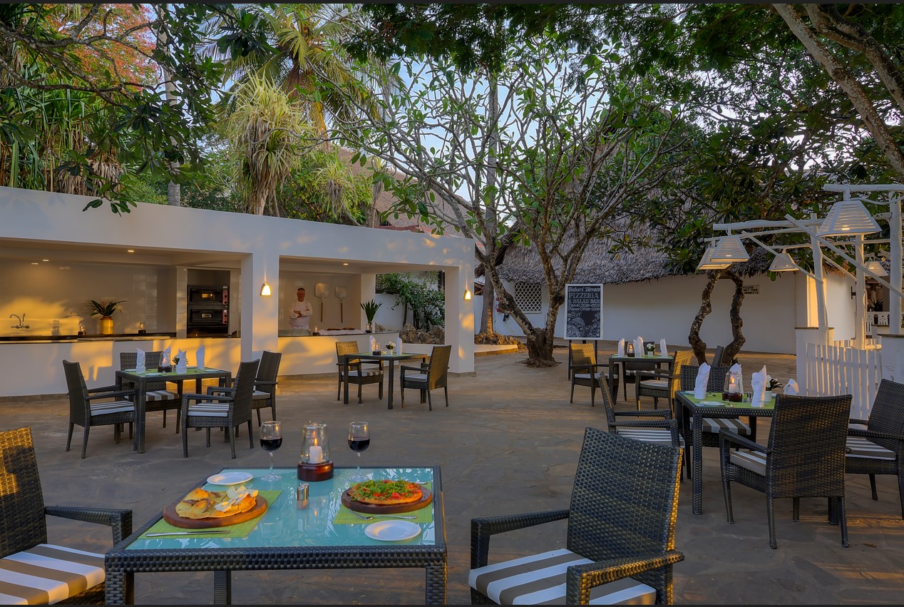 Restaurants & Bars - Frangipane Pizzeria Diani Beach Hotel - Diamonds ...